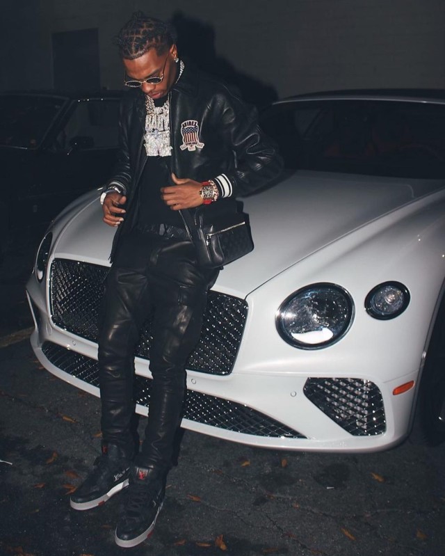 Lil Baby Outfit from December 6, 2020 | WHAT’S ON THE STAR?