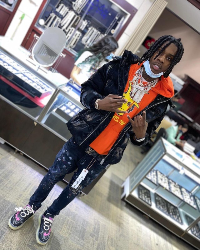 Polo G Outfit from December 13, 2020 | WHAT’S ON THE STAR?