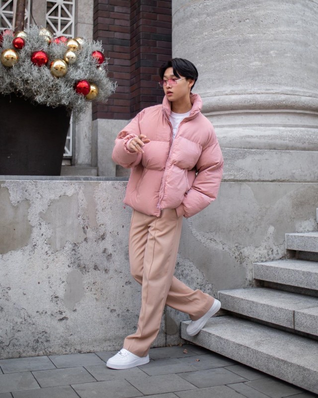 Thomas Chu Outfit from December 8, 2020 | WHAT’S ON THE STAR?